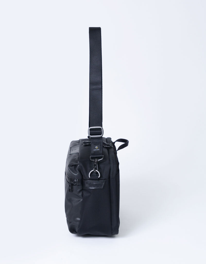 Progress Coating ver. ショルダーバッグ/二層 M No.02407-sc ｜master-piece | マスターピース公式サイト